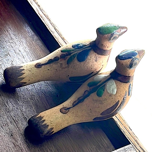 Other | Pair Of Vintage Sandstone Hand Painted Doves Folk Art | Poshmark